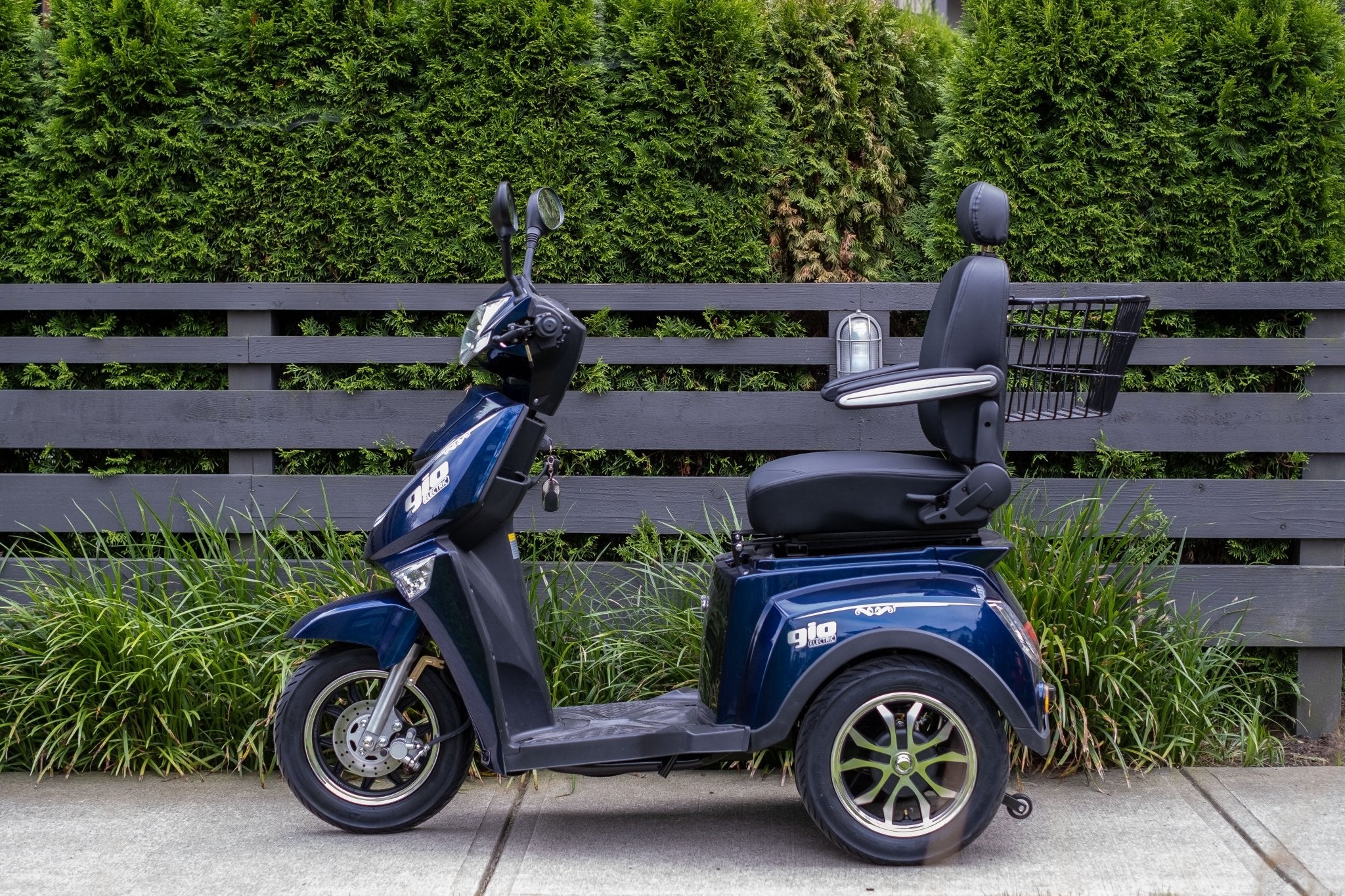 GIO - Titan | Long Range 3-wheeled Mobility Scooter | GIO